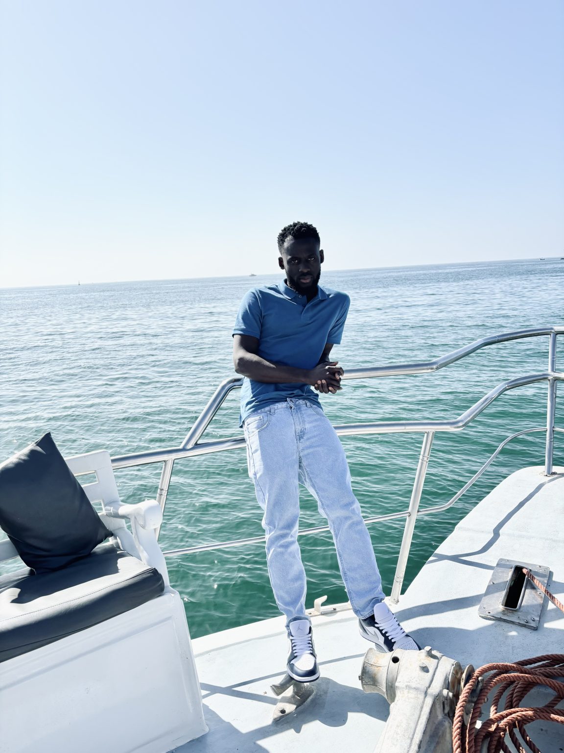 Mannie Mims channels his Ghanaian roots and global journey into "Mene ...